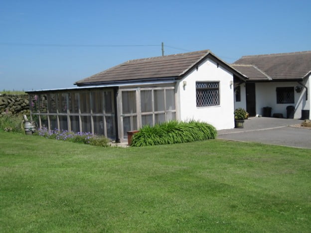 Moorside Cattery - Moorside Kennels and Cattery